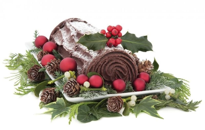 La Bûche de Noël - traditioneller Kuchen der Weihnachtszeit