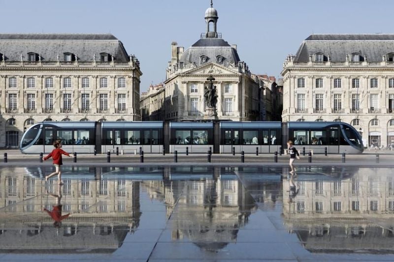 Travelling around French towns and cities