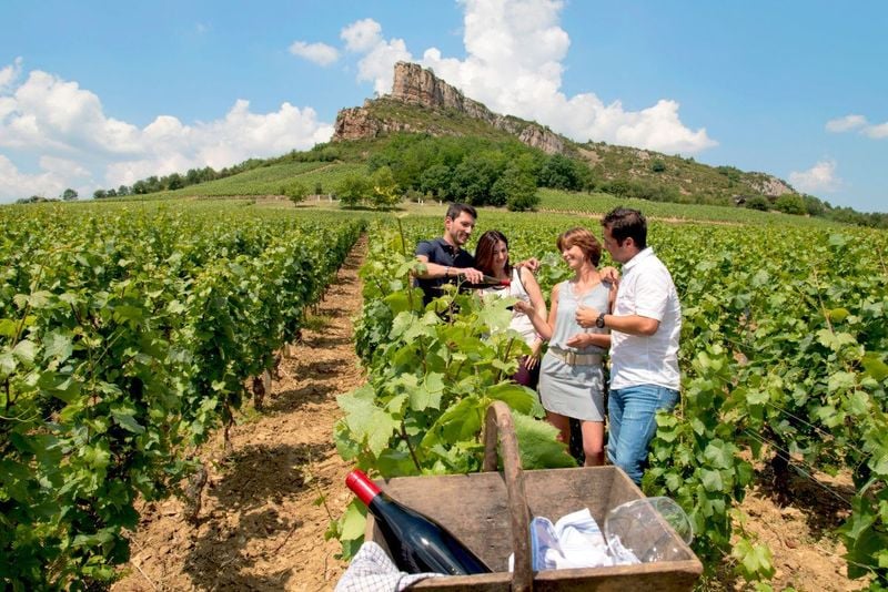 Voyage savoureux : 5 raisons de passer vos vacances en Bourgogne