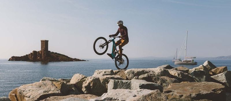 A trip to the Riviera with three extreme sports heroes! - Explore France