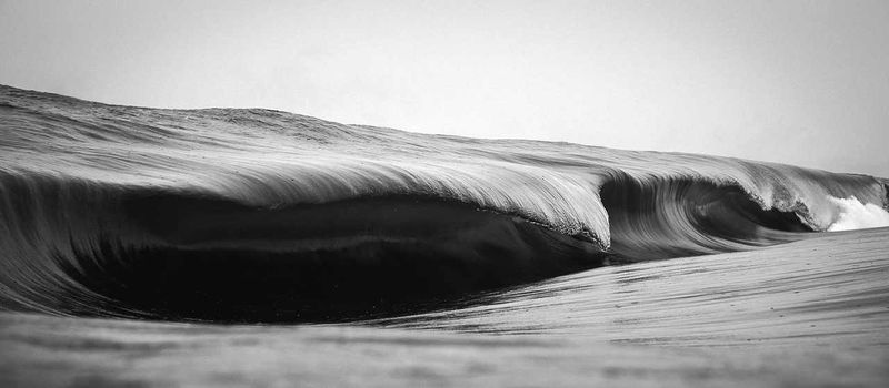 Les vagues de Tahiti par le photographe Ben Thouard