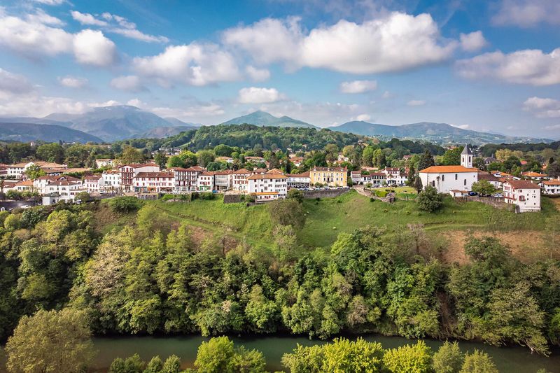 Cambo-les-Bains - Explore France