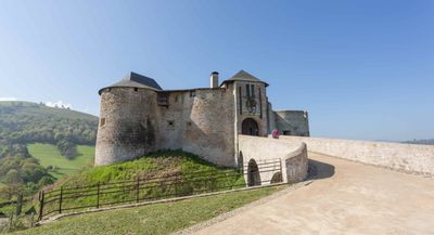 Le pays basque de château en château