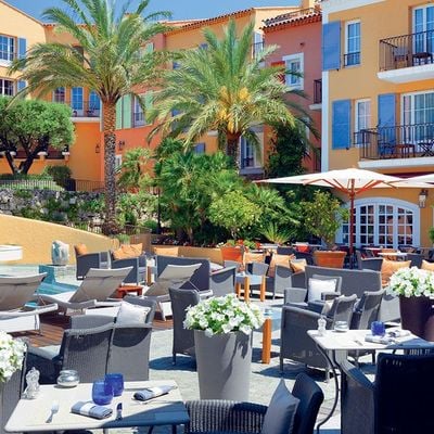 Le Byblos en Saint-Tropez: un hotel para disfrutar del arte de vivir