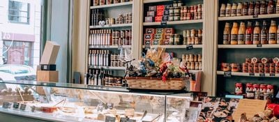 Travelling around French towns and cities