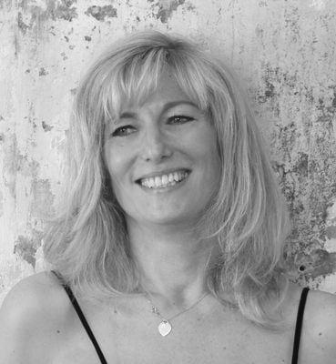 ボルドーのブドウ畑を散策 - Explore France