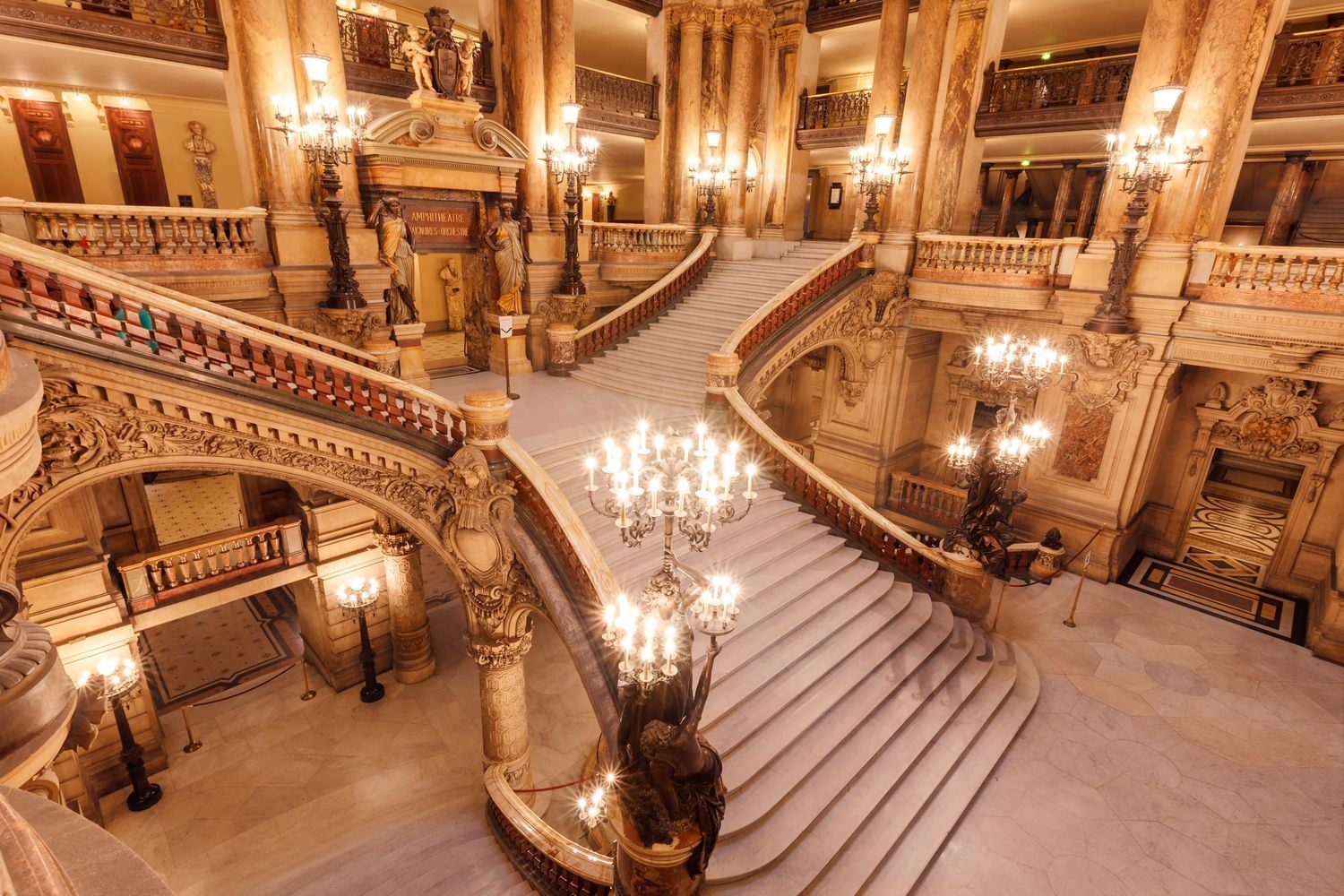 7 unusual stories about the Opéra Garnier