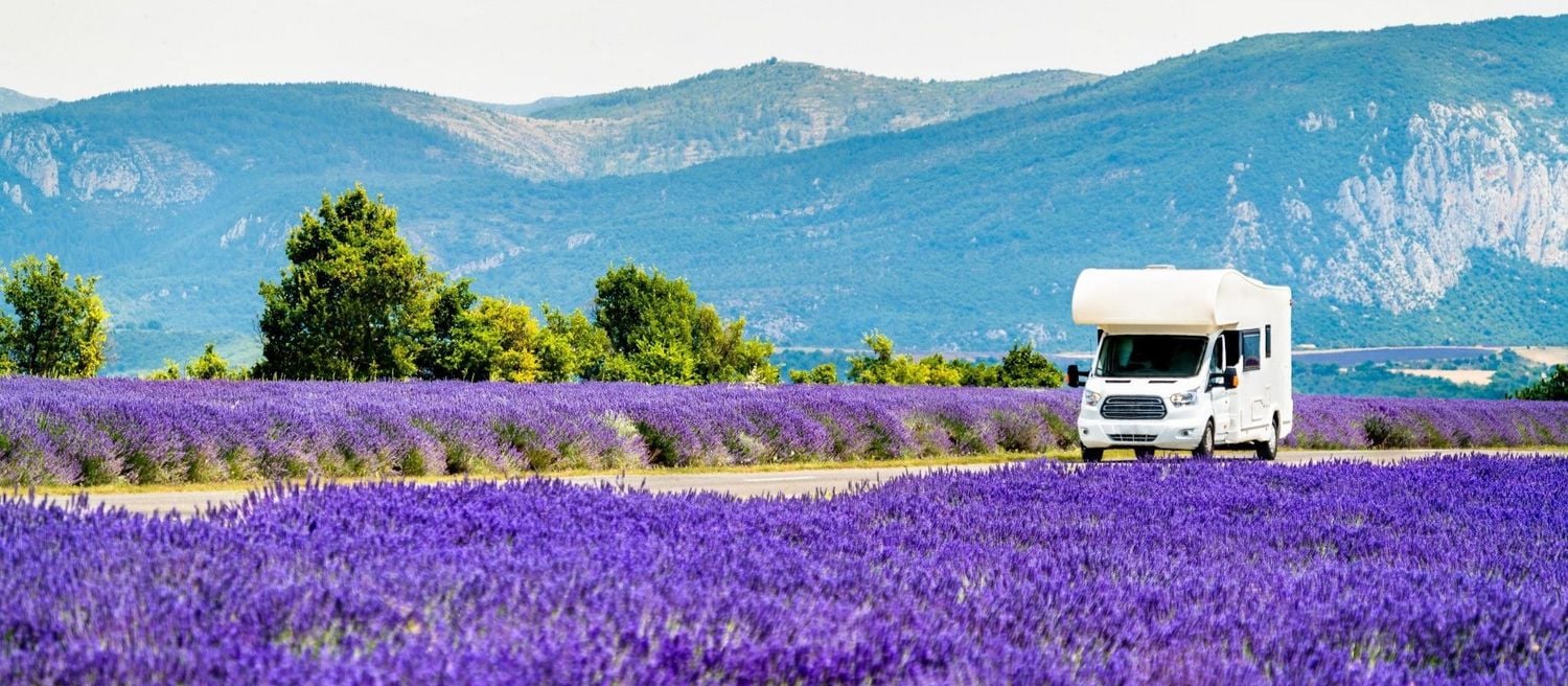 France Passion: gratis staanplaatsen voor campers in Frankrijk