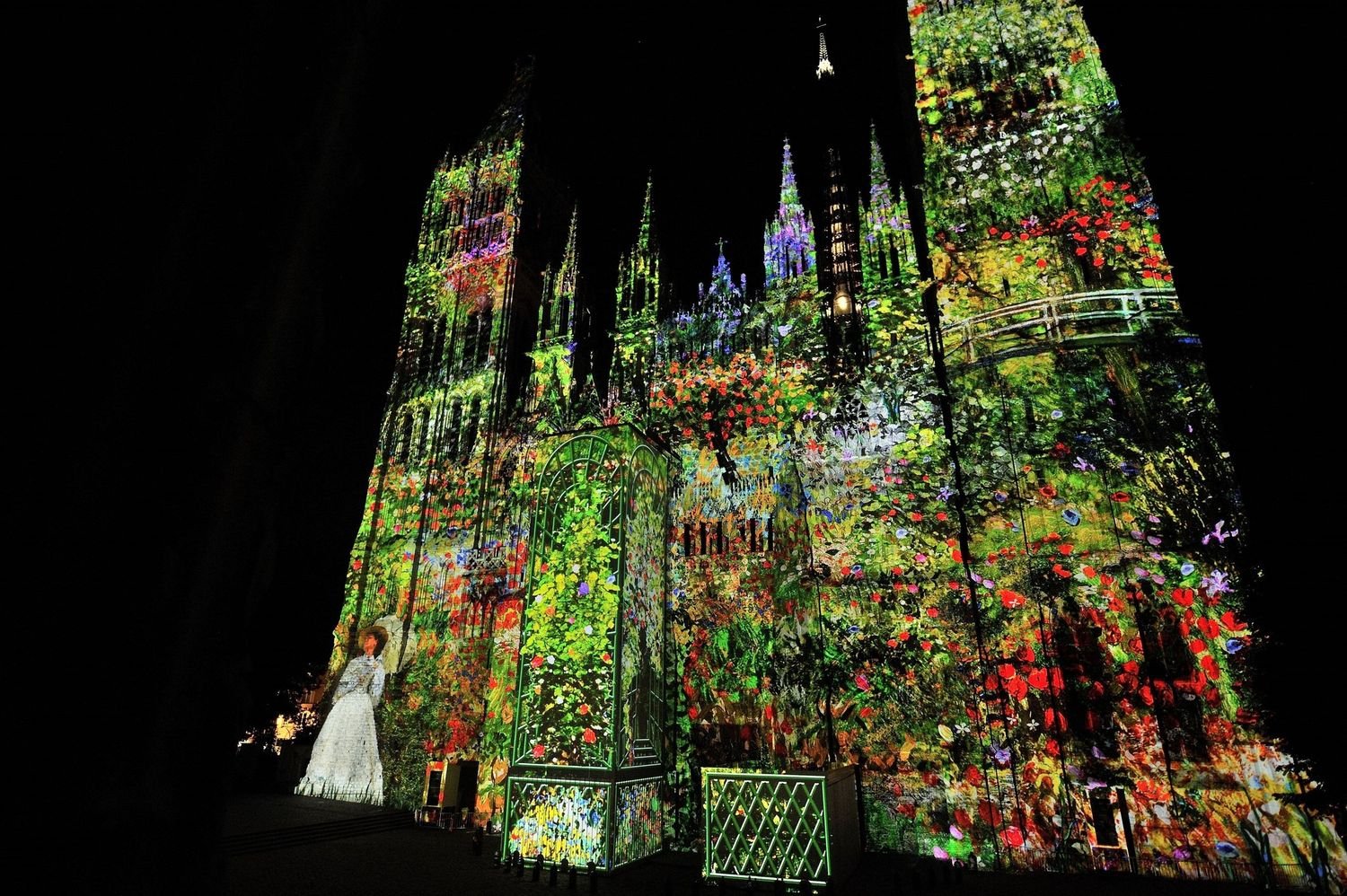 모네가 느낀 그대로, 루앙 대성당 24시간 라이브 랜선으로 즐기기