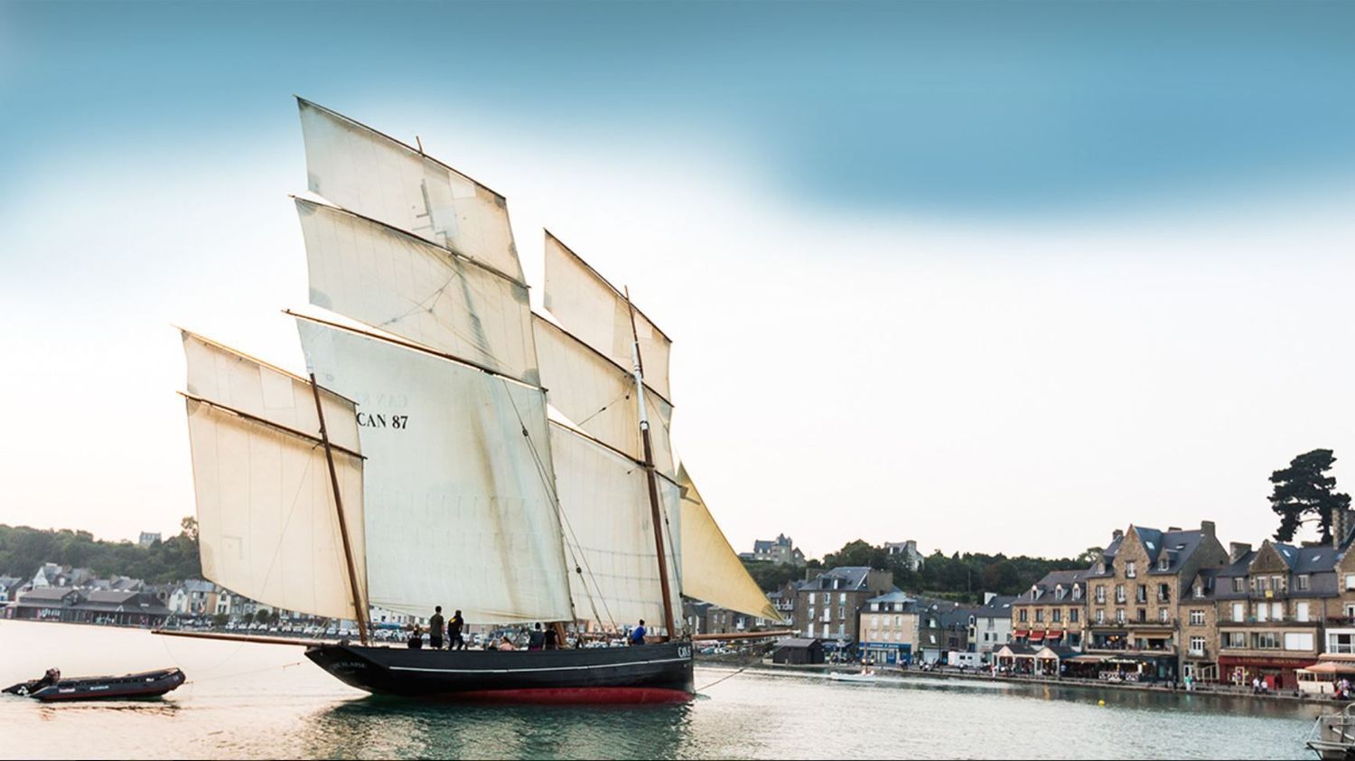 ブルターニュのカキの楽園・カンカル