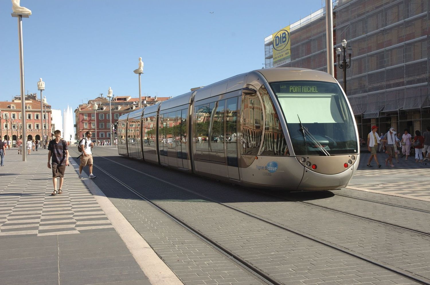 Öffentliche Verkehrsmittel in Nizza